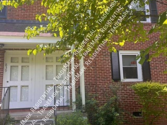2 Br, 2 bath, Single Family 841 Bryan St