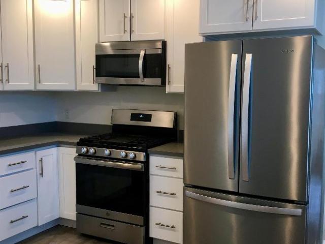 2 Br, 2 bath, Single Family 853 Channing Avenue