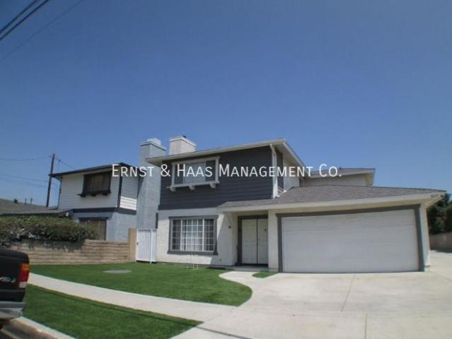 2 Br, 2 bath, Single Family 8623 Cedar St