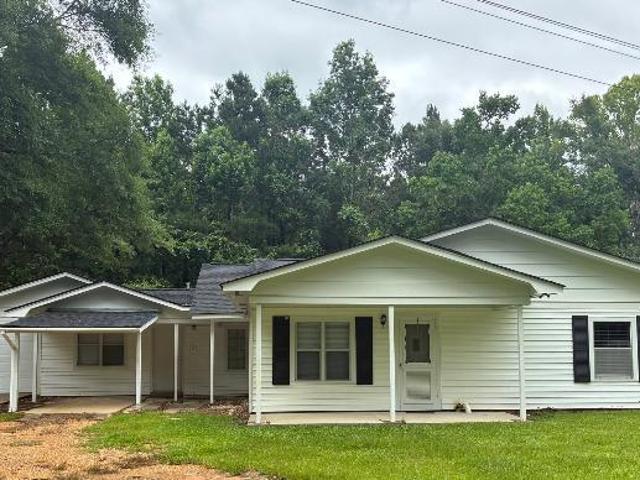 2 Br, 2 bath, Single Family 878 Leeville Rd