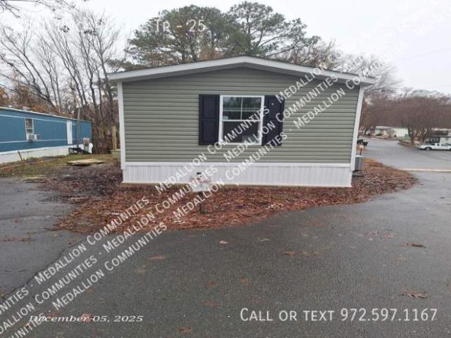 2 Br, 2 bath, Single Family 8810 Pocahontas Tr