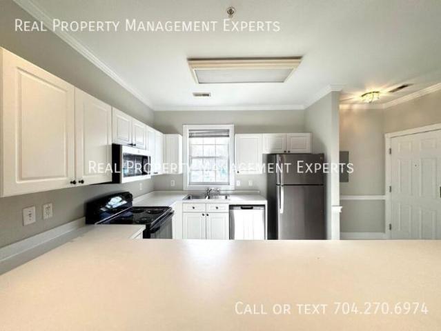 2 Br, 2 bath, Single Family 8969 Meadow Vista Rd