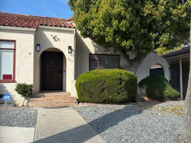 2 Br, 2 bath, Single Family 803 E Peralta Way