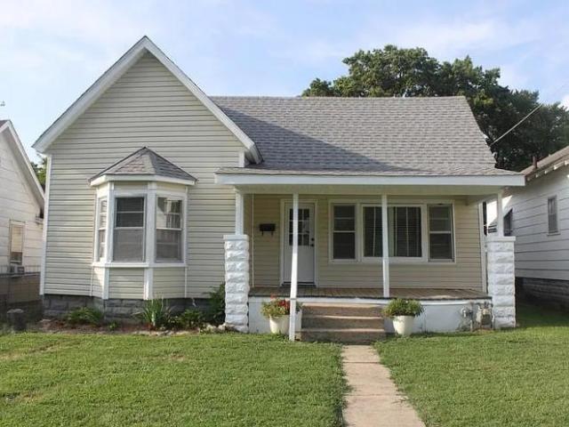 2 Br, 2 bath, Single Family 808 West 4th Street