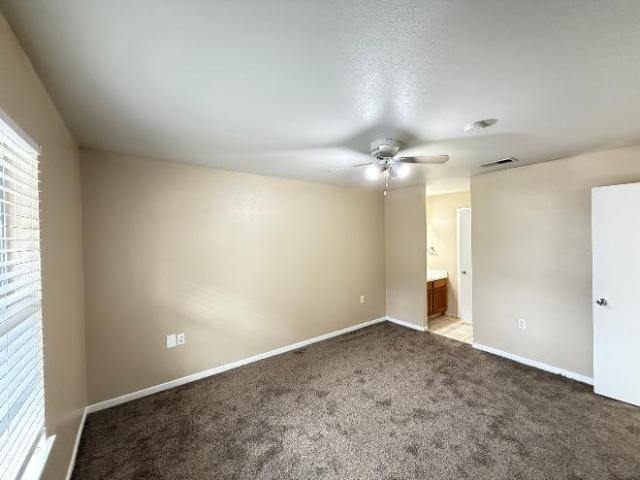 2 Br, 2 bath, Single Family 811 Cloyd Dr