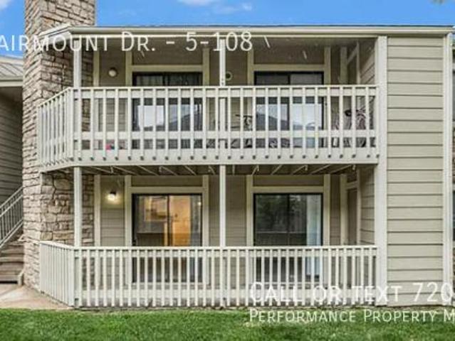 2 Br, 2 bath, Single Family 8225 E Fairmount Dr