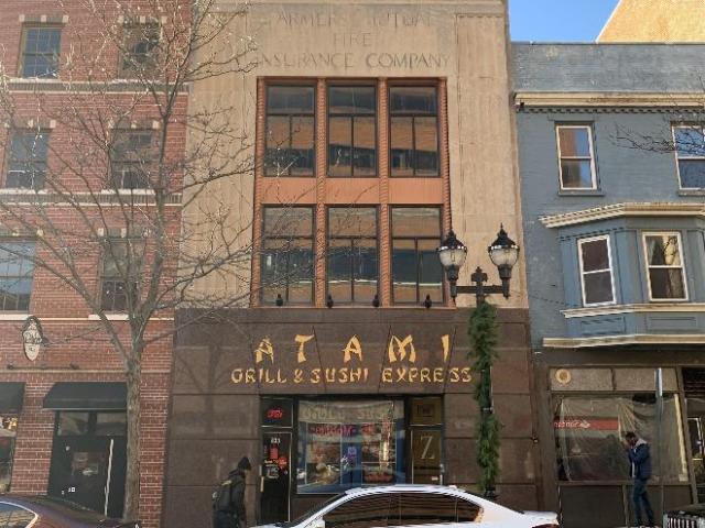 2 Br, 2 bath, Single Family 833 N Market Street