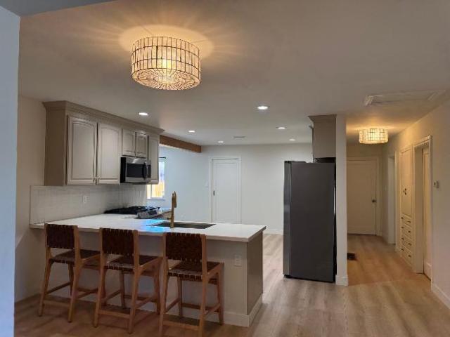 2 Br, 2 bath, Single Family 8 Panoramic Ave