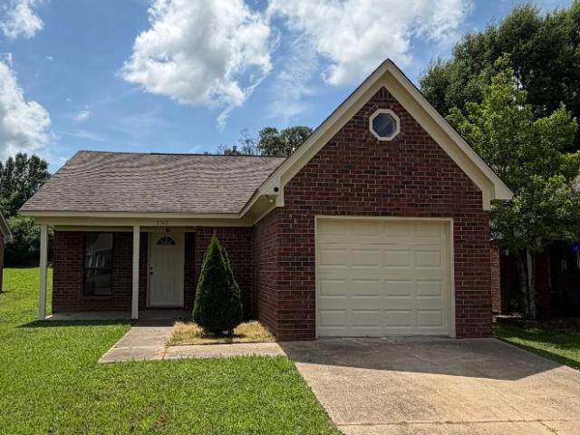 2 Br, 2 bath, Single Family 9787 Riggan Dr