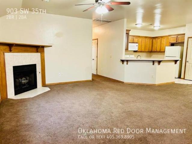 2 Br, 2 bath, Single Family 903 Sw 35th
