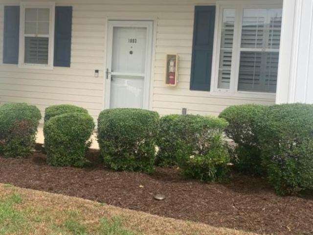 2 Br, 2 bath, Single Family 901 W Port Dr