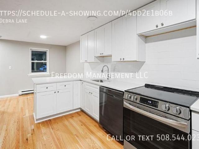 2 Br, 2 bath, Single Family 9 Debra Lane