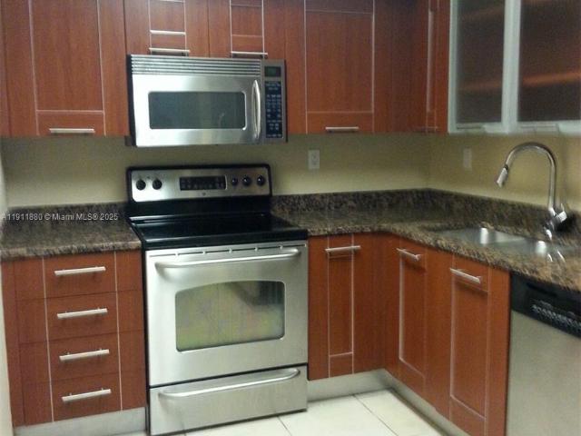 2 BR, 2 BA Apartment Parc Central Aventura, Aventura, FL 33180