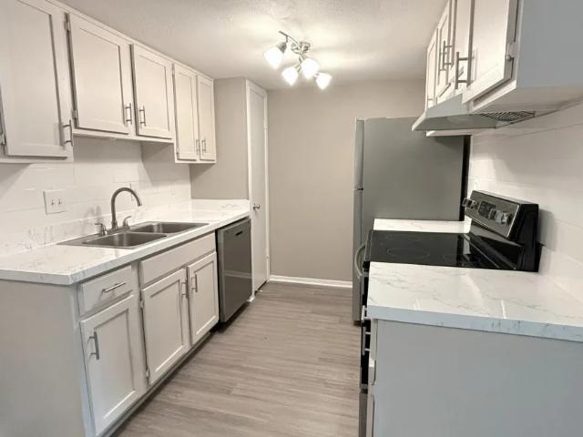 2 BR, 2 BA Apartment 1400 Blue Bell Unit 1923, Houston, TX 77038
