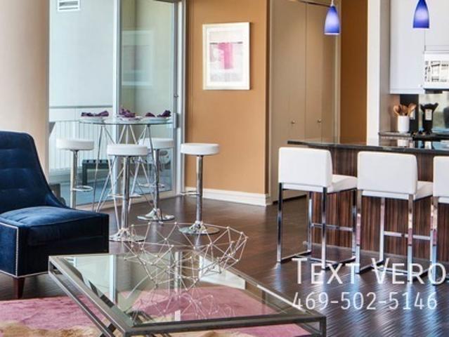 2 BR, 2 BA Apartment 1400 Hi Line Dr, Dallas, TX 75207