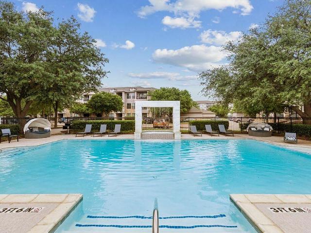 2 BR, 2 BA Apartment 1400 W Valley Ridge Blvd Unit 06300, Lewisville, TX 75077