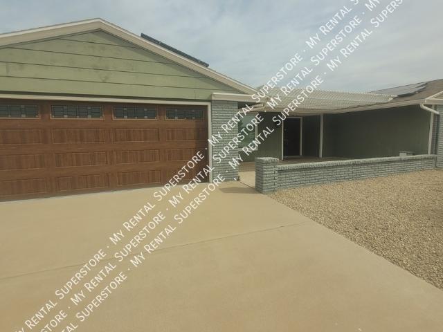 2 BR, 2 BA Apartment 14014 N Cameo Dr, Sun City, AZ 85351