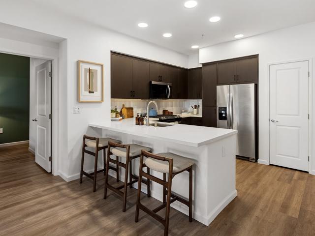 2 BR, 2 BA Apartment 1401 N Melrose Dr Unit 05 307, Vista, CA 92083