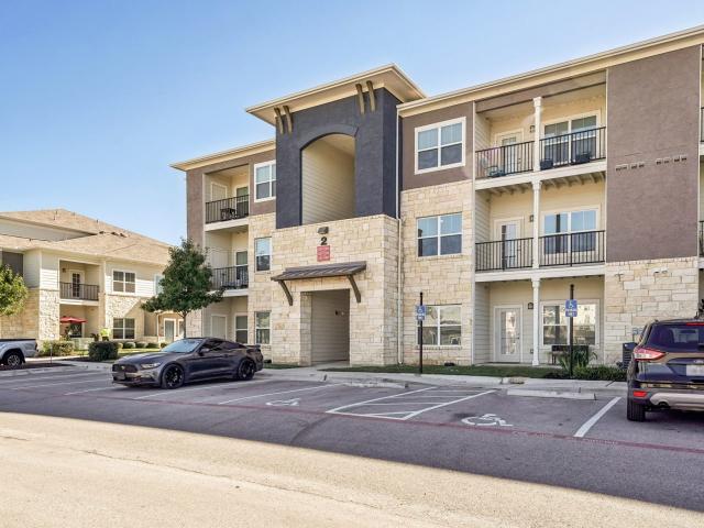 2 BR, 2 BA Apartment 1401 NE Inner Loop Unit 28768, Georgetown, TX 78626