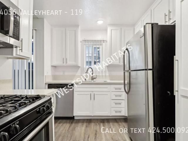 2 BR, 2 BA Apartment 14056 Valleyheart, Sherman Oaks, CA 91423