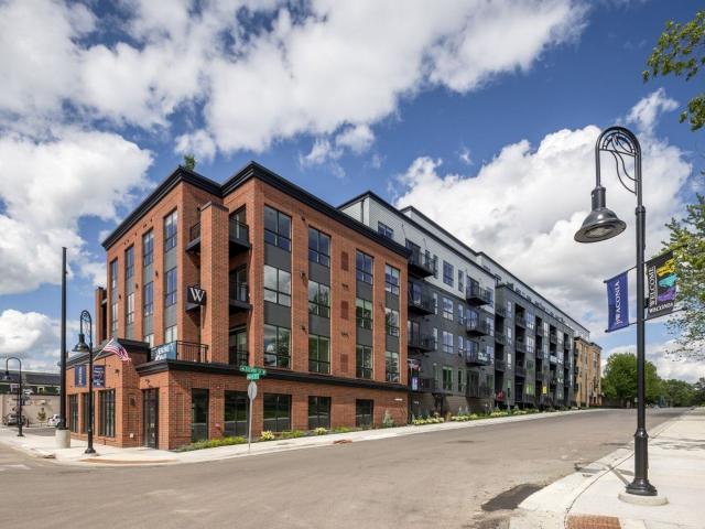2 BR, 2 BA Apartment 140 South Elm Street Unit 505, Waconia, MN 55387