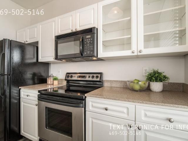 2 BR, 2 BA Apartment 1410 K Ave, Plano, TX 75074