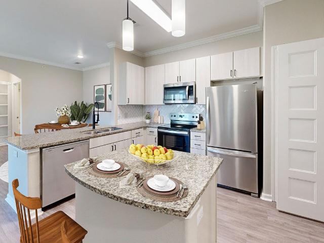 2 BR, 2 BA Apartment 14117 North Rockwell Ave Unit 01305, Oklahoma City, OK 73142