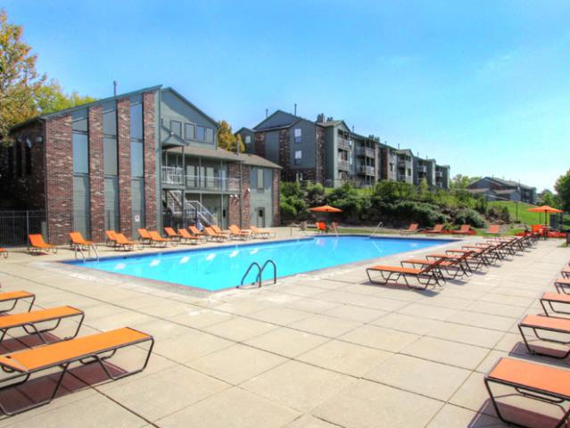 2 BR, 2 BA Apartment 1414 North 108th Street Unit 1213, Omaha, NE 68154