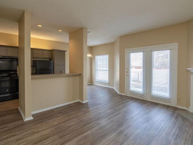2 BR, 2 BA Apartment 1414 Shiloh Rd. Unit 8 0812, Plano, TX 75074