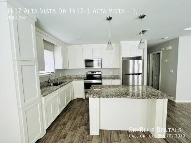 2 BR, 2 BA Apartment 1417 Alta Vista Dr 1417 1 Alta Vista, Mercedes, TX 78596