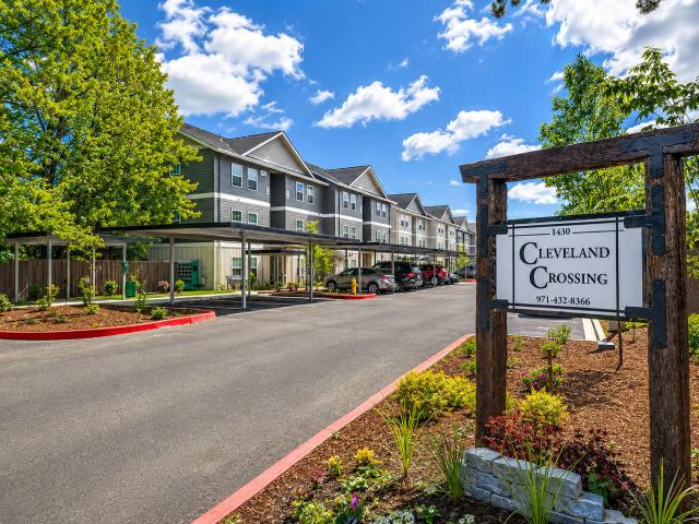 2 BR, 2 BA Apartment 1430 E Cleveland St Unit A303, Woodburn, OR 97071