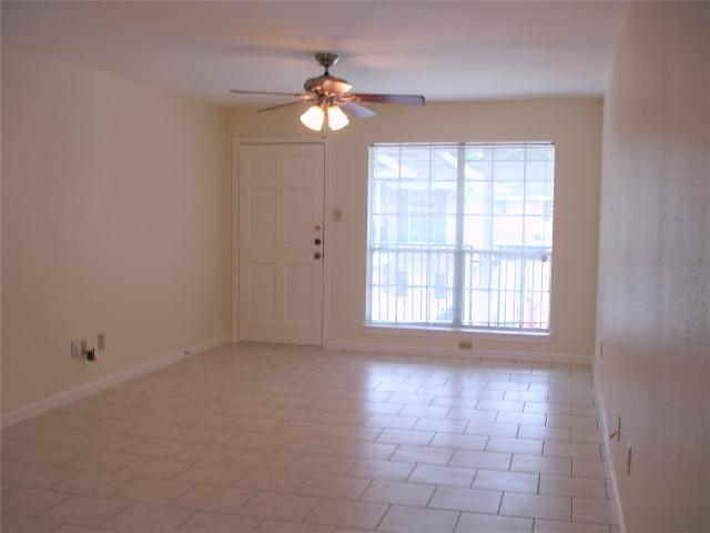2 BR, 2 BA Apartment 14333 Memorial Drive, Houston, TX 77079