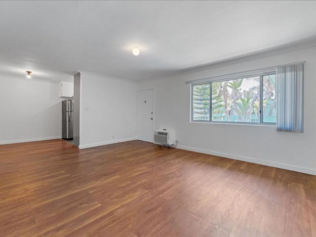 2 BR, 2 BA Apartment 1437 E. Windsor Road, Glendale, CA 91205