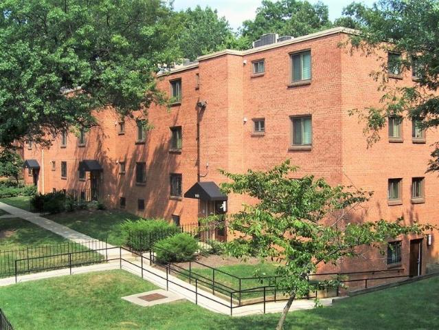 2 BR, 2 BA Apartment 1438 Cedar St SE Unit 27202, Washington, DC 20020