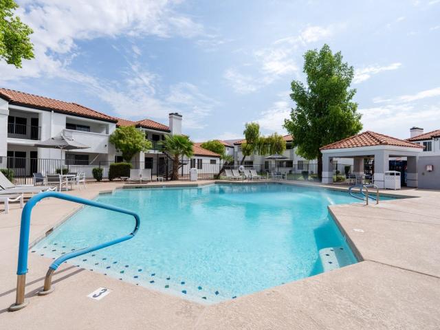 2 BR, 2 BA Apartment 1441 South Lindsay Road Unit 2126, Mesa, AZ 85204