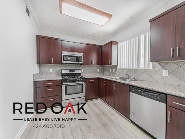 2 BR, 2 BA Apartment 14654 Nordhoff St, Panorama City, CA 91402