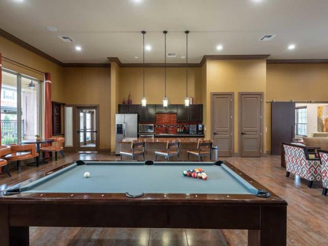 2 BR, 2 BA Apartment 14695 Briar Forest Dr Unit 4310, Houston, TX 77077