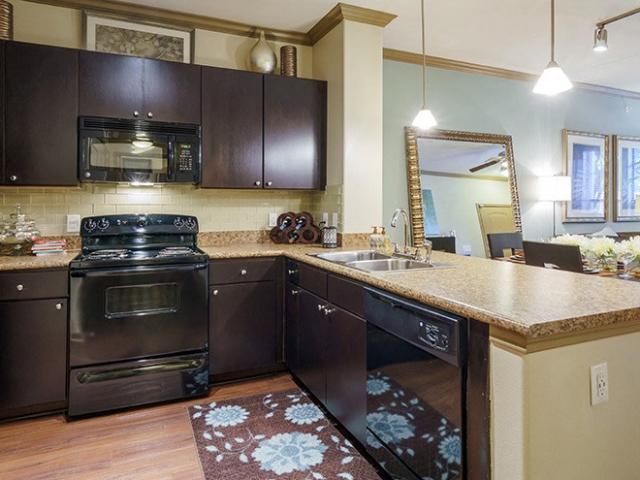 2 BR, 2 BA Apartment 14723 T C Jester Boulevard Unit 1137, Houston, TX 77068