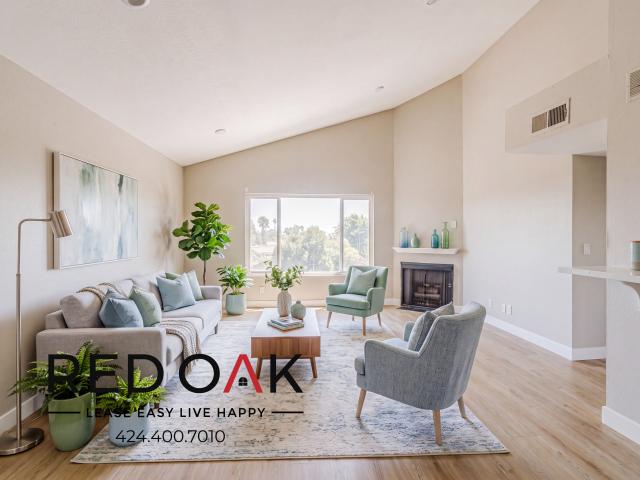 2 BR, 2 BA Apartment 14748 Burbank Blvd, Sherman Oaks, CA 91411