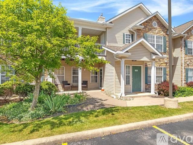 2 BR, 2 BA Apartment 14943 Lenox Drive, Unit 523, Strongsville, OH 44136