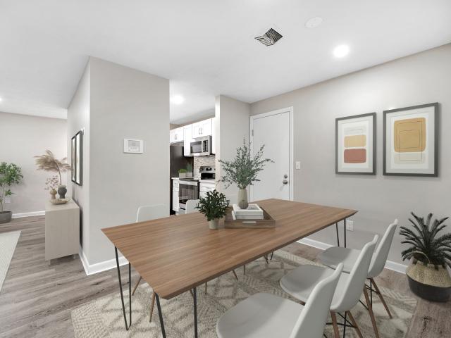 2 BR, 2 BA Apartment 14 Brookside Ave, Worcester, MA 01602