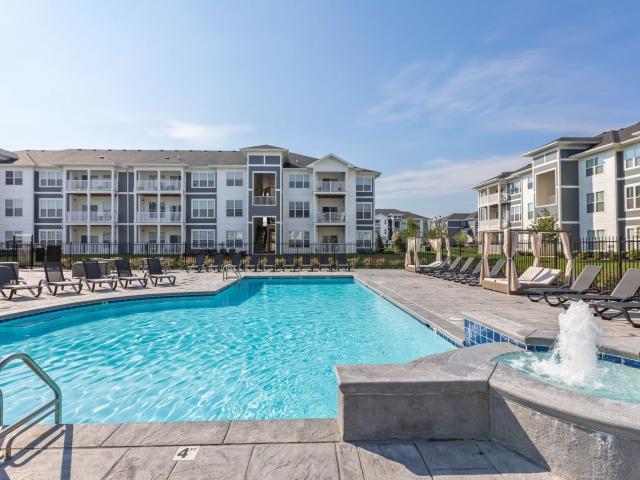 2 BR, 2 BA Apartment 15001 Creekstone Way Unit 1312, Noblesville, IN 46060