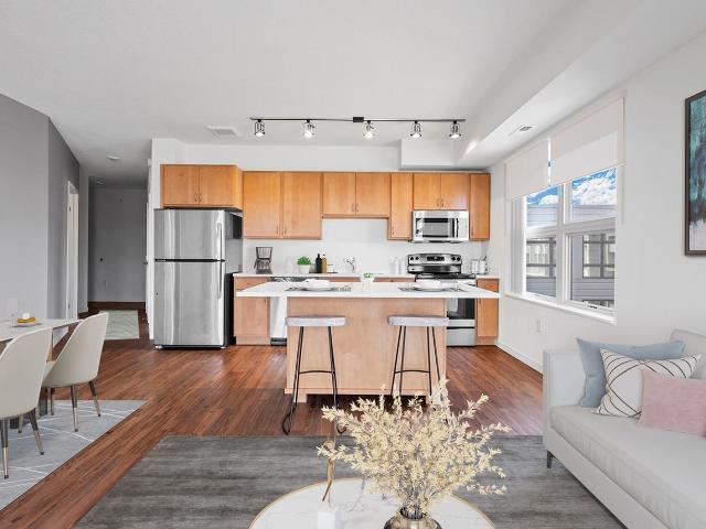 2 BR, 2 BA Apartment 1500 Nicollet Avenue South Unit 428, Minneapolis, MN 55403