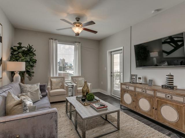 2 BR, 2 BA Apartment 1508 4th Ave S Unit 301, Birmingham, AL 35233
