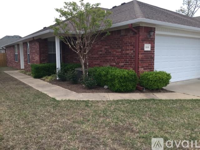 2 BR, 2 BA Apartment 1509 Fianna Place Court, Unit 1509, Fort Smith, AR 72908