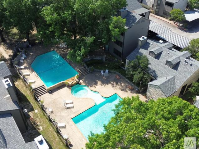 2 BR, 2 BA Apartment 1510 West North Loop Boulevard, Unit 421, Austin, TX 78756