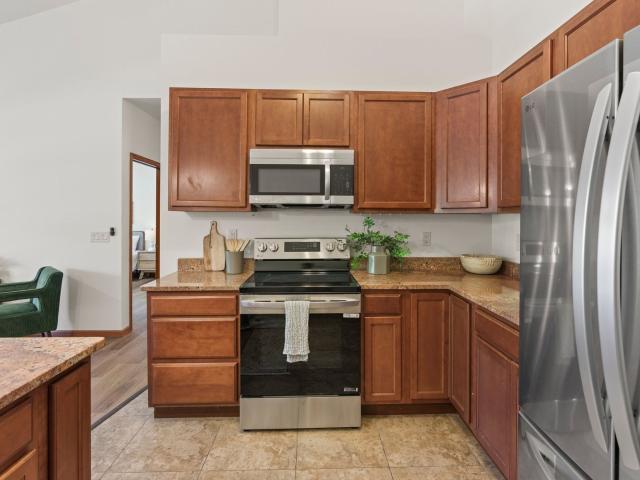 2 BR, 2 BA Apartment 1517 Martin St Madison, WI 53713