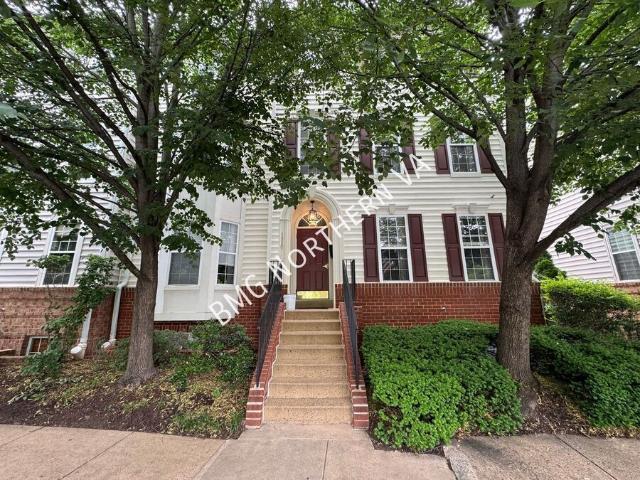 2 BR, 2 BA Apartment 1520 Northern Neck Dr, Vienna, VA 22182