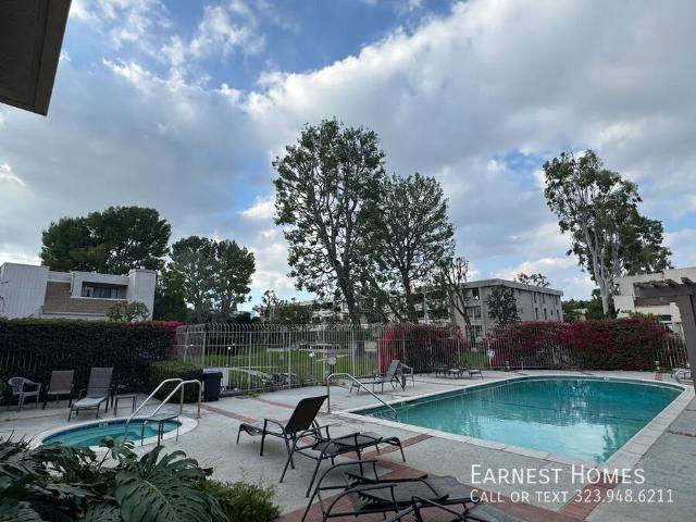 2 BR, 2 BA Apartment 15215 Magnolia Boulevard, Sherman Oaks, CA 91403