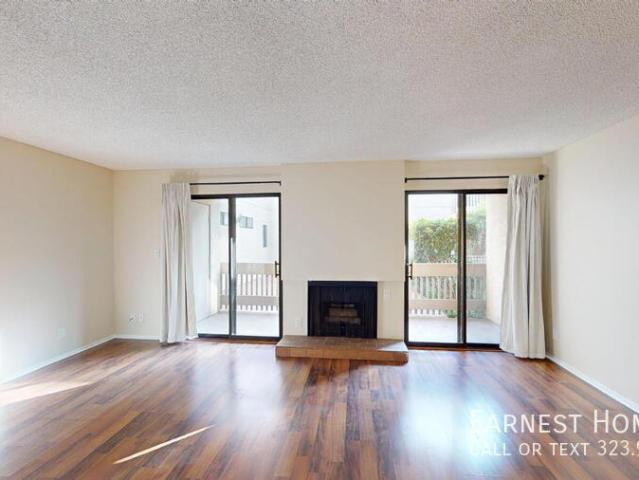 2 BR, 2 BA Apartment 15215 Magnolia Boulevard, Sherman Oaks, CA 91403